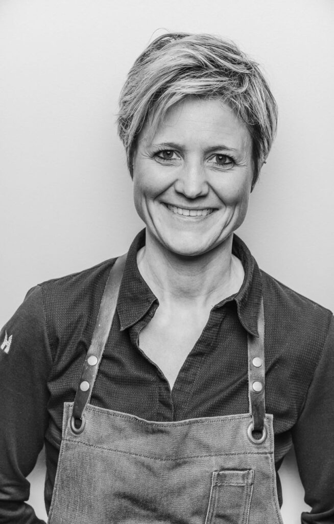 Mélanie Englebin en son restaurant, « Cécila » à Ottignies-Louvain-la ...